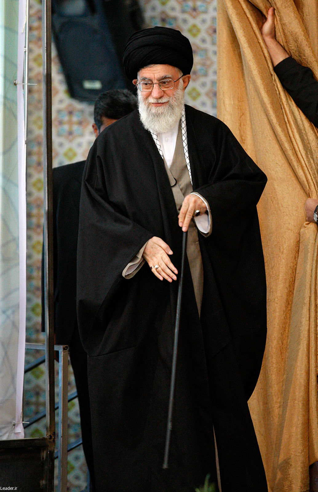 Supreme Leader Of World's Shias - Politics/Current Events - ShiaChat.com