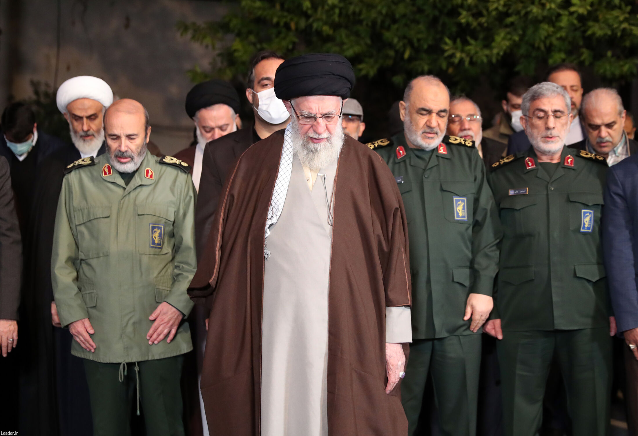 اقامه نماز بر پیکر سردار شهید سید رضی موسوی Leaderir